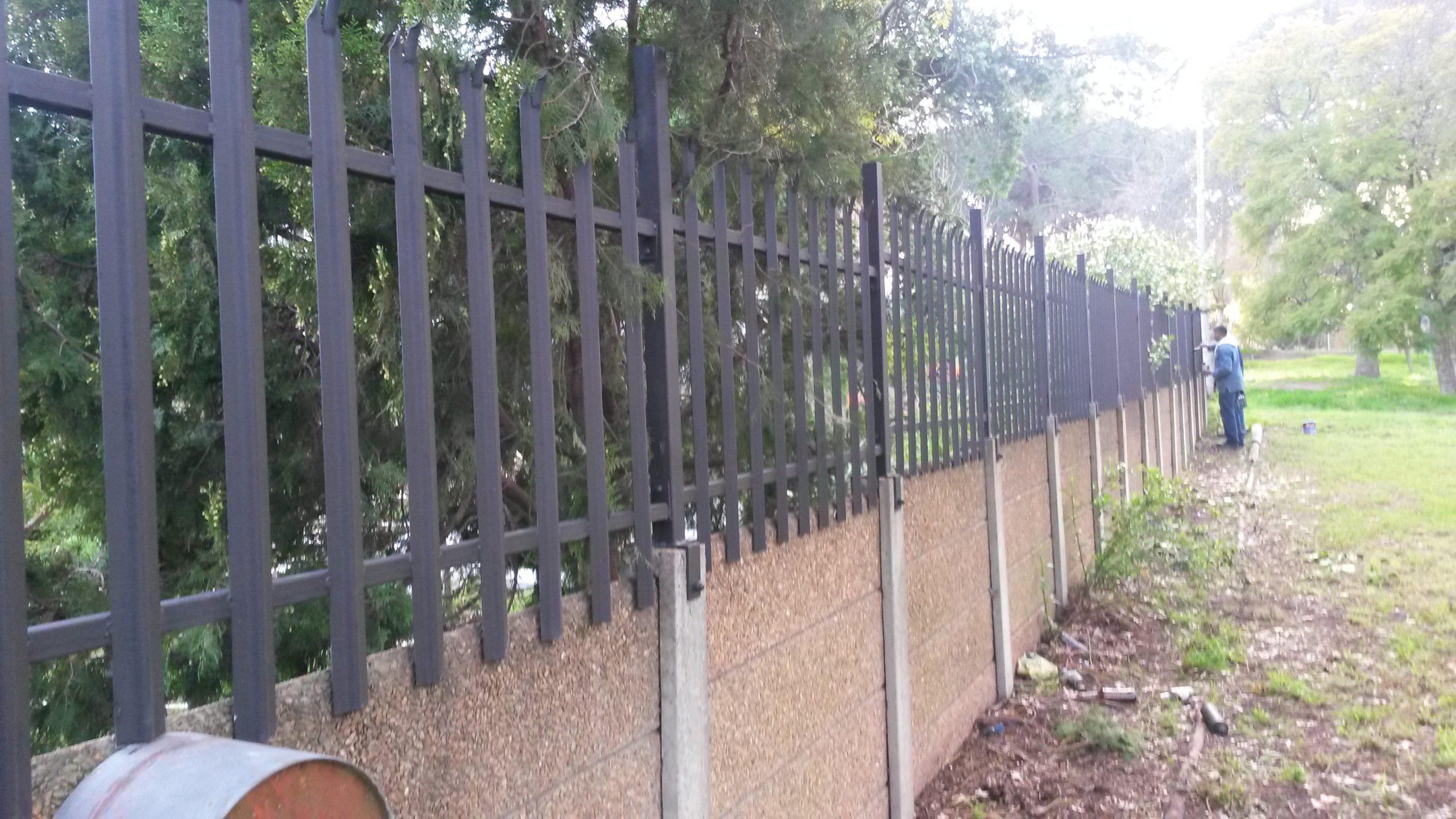 Bar/Wall Fencing | simonsberg metalworks