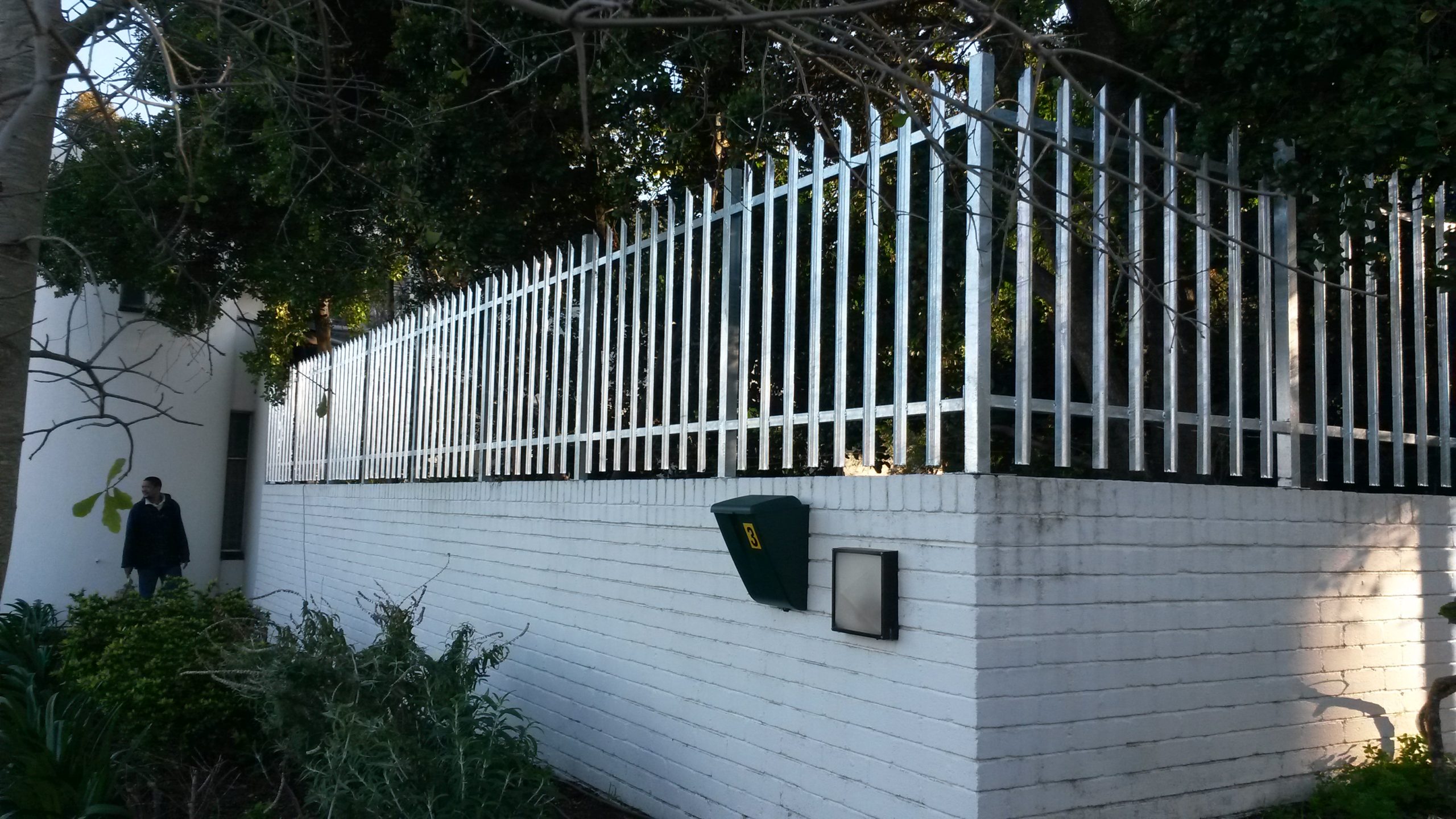 Bar/Wall Fencing | simonsberg metalworks