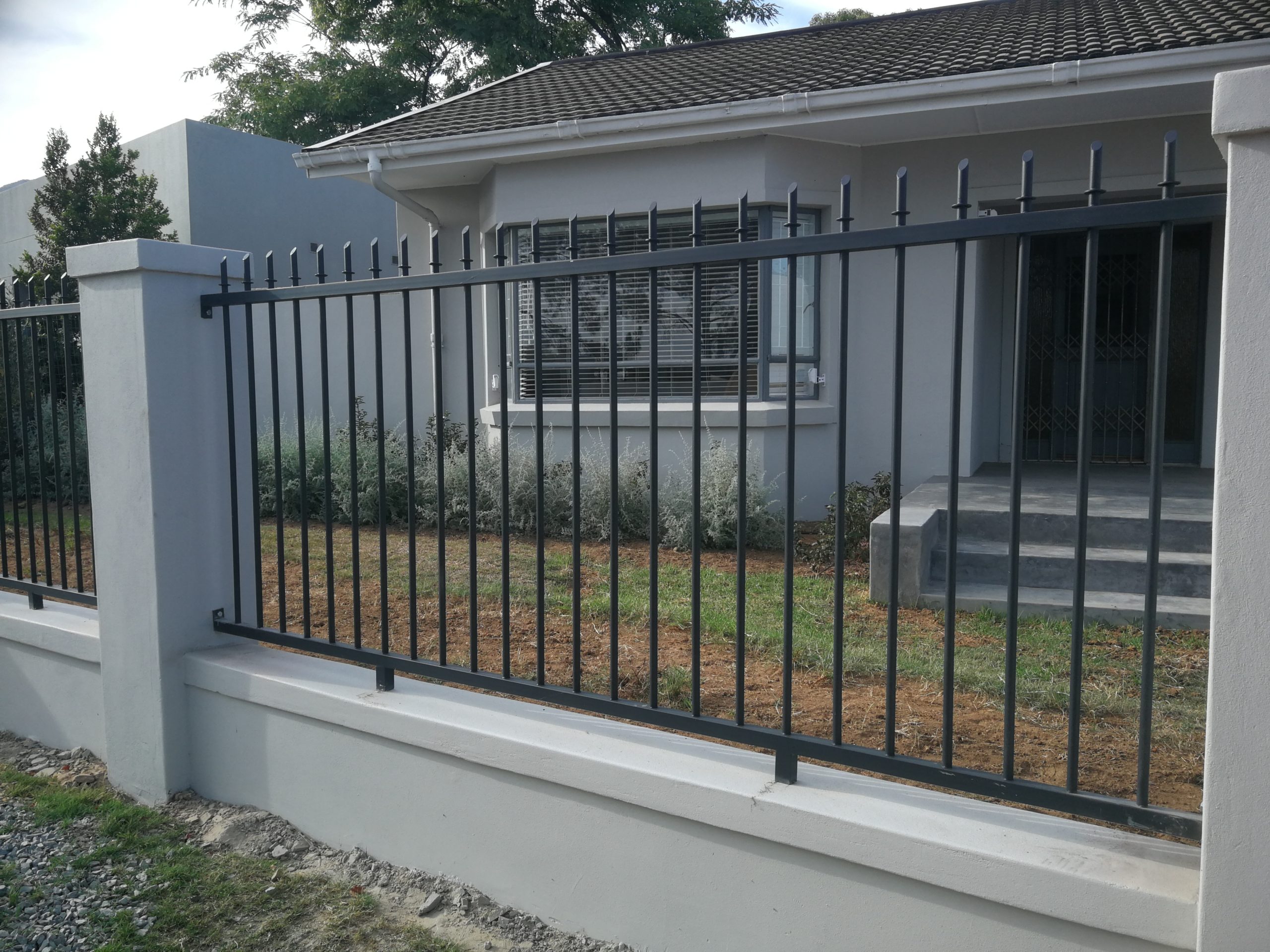 Bar/Wall Fencing | simonsberg metalworks